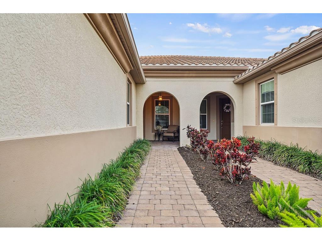 11889 Tapestry Lane, Venice, FL, 34293 | MLS: N6131132 | Edina Realty