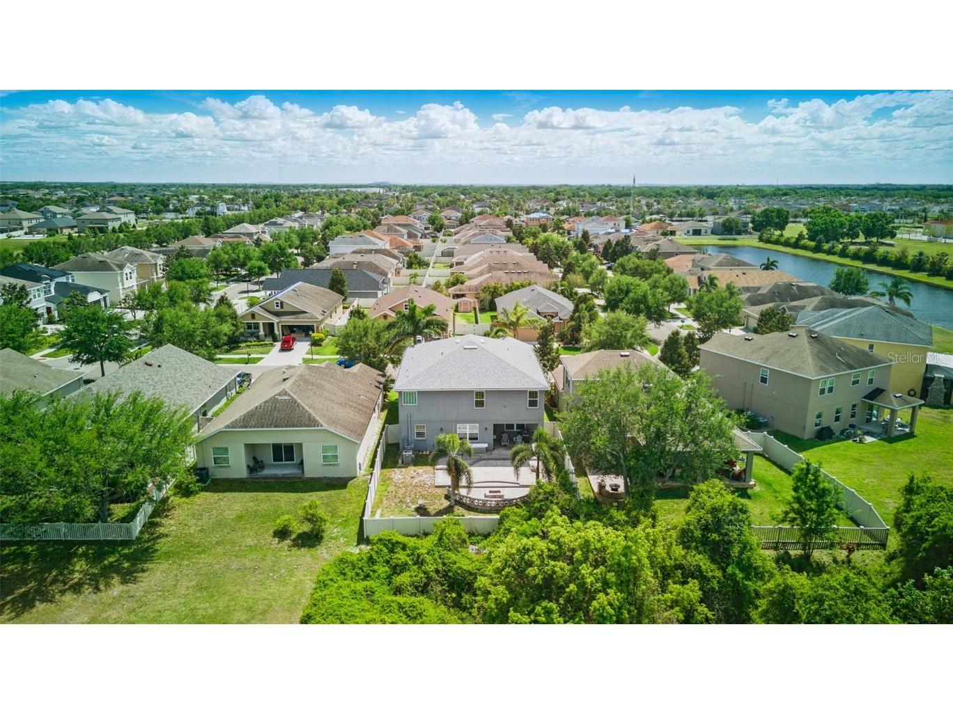 12013 Whistling Wind Dr, Riverview, FL, 33579 | MLS: TB8320815 | Edina ...
