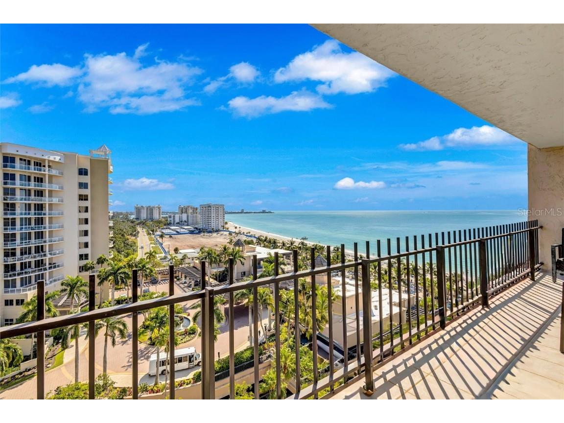 1212 Benjamin Franklin Drive #1105, Sarasota, FL, 34236 | MLS: A4671503 ...