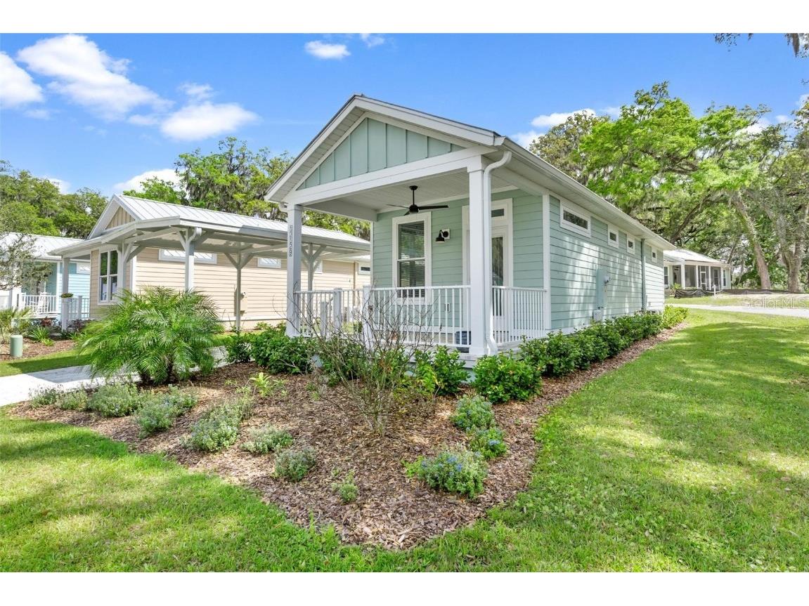 12129 Grand Oak Lane, Oxford, FL, 34484 | MLS: G5079522 | Edina Realty