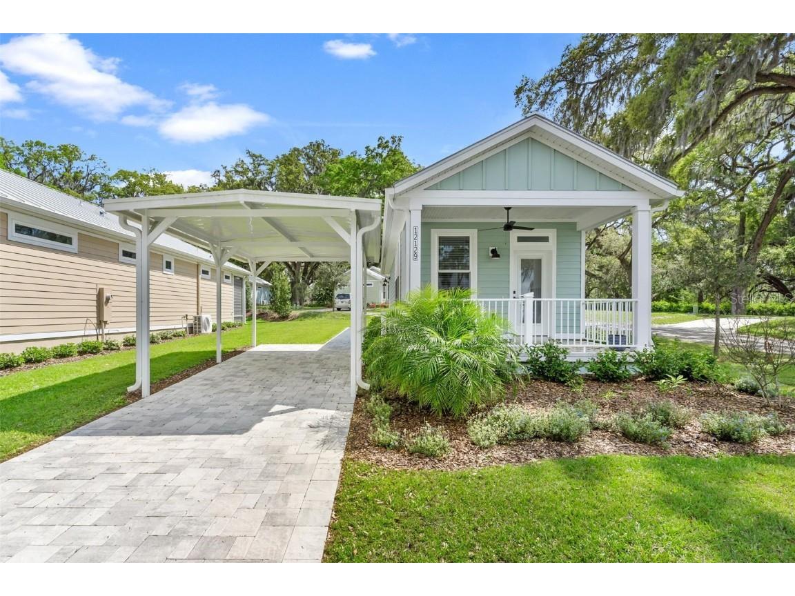 12129 Grand Oak Lane, Oxford, FL, 34484 | MLS: G5079522 | Edina Realty