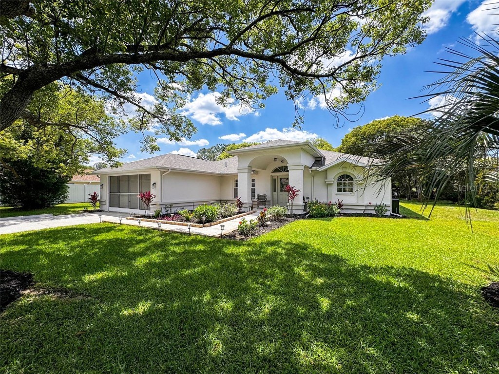 12226 Buckingham Way, Spring Hill, FL, 34609 | MLS: W7864246 | Edina Realty