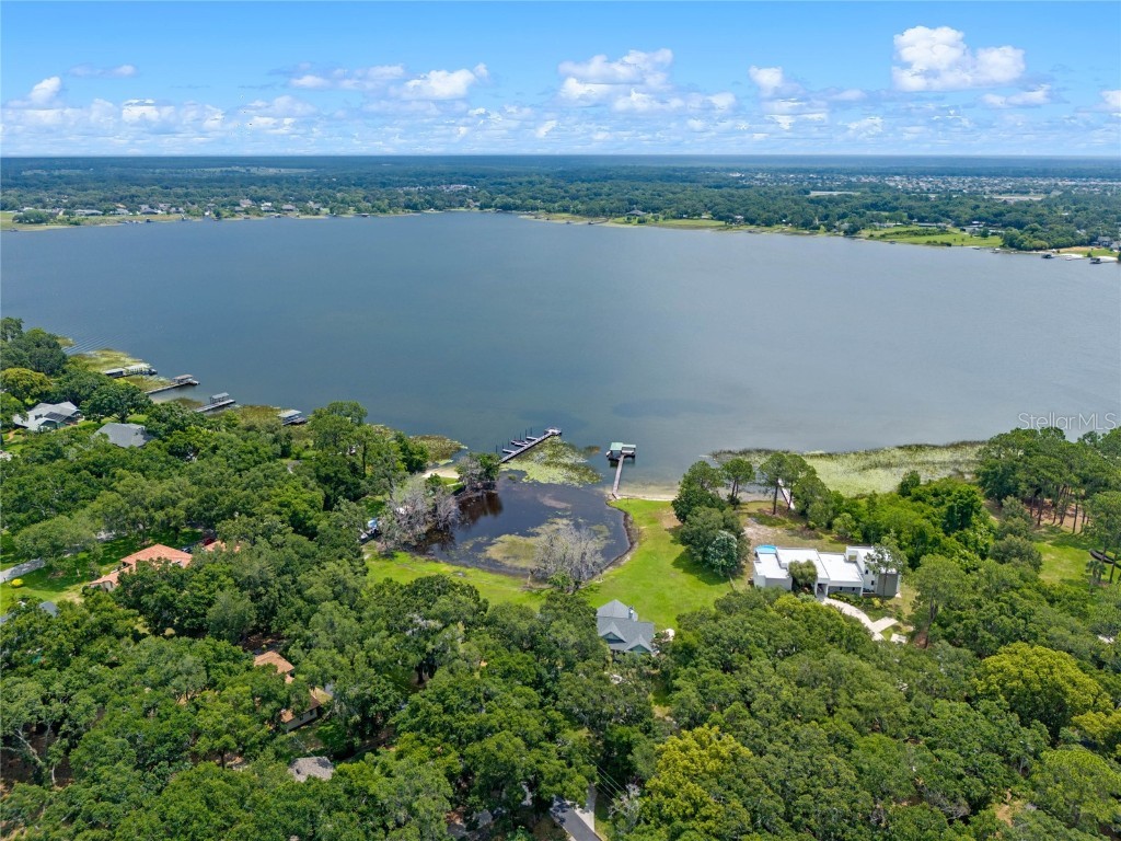 1230 Gray Court, Eustis, FL, 32726 | MLS: G5082750 | Edina Realty