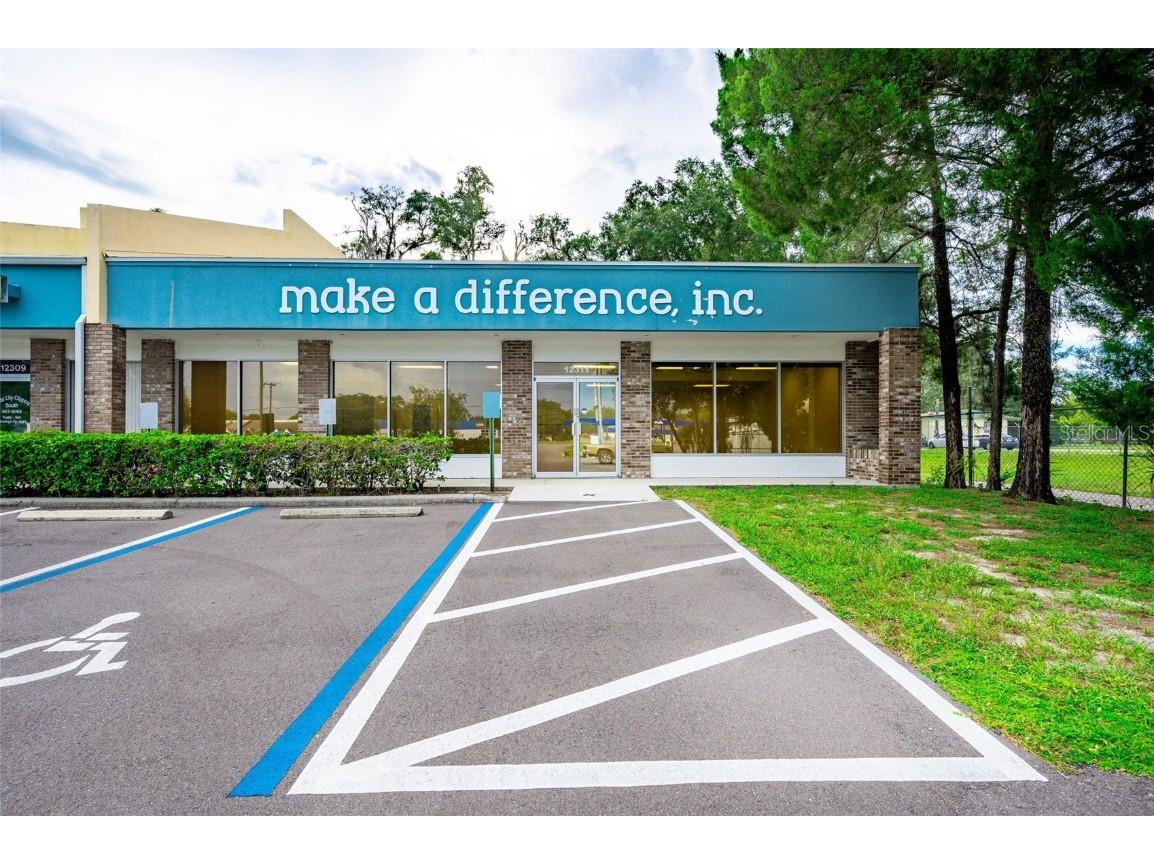 12311 Us Highway 301, Dade City, FL, 33525 | MLS: T3364054 | Edina Realty