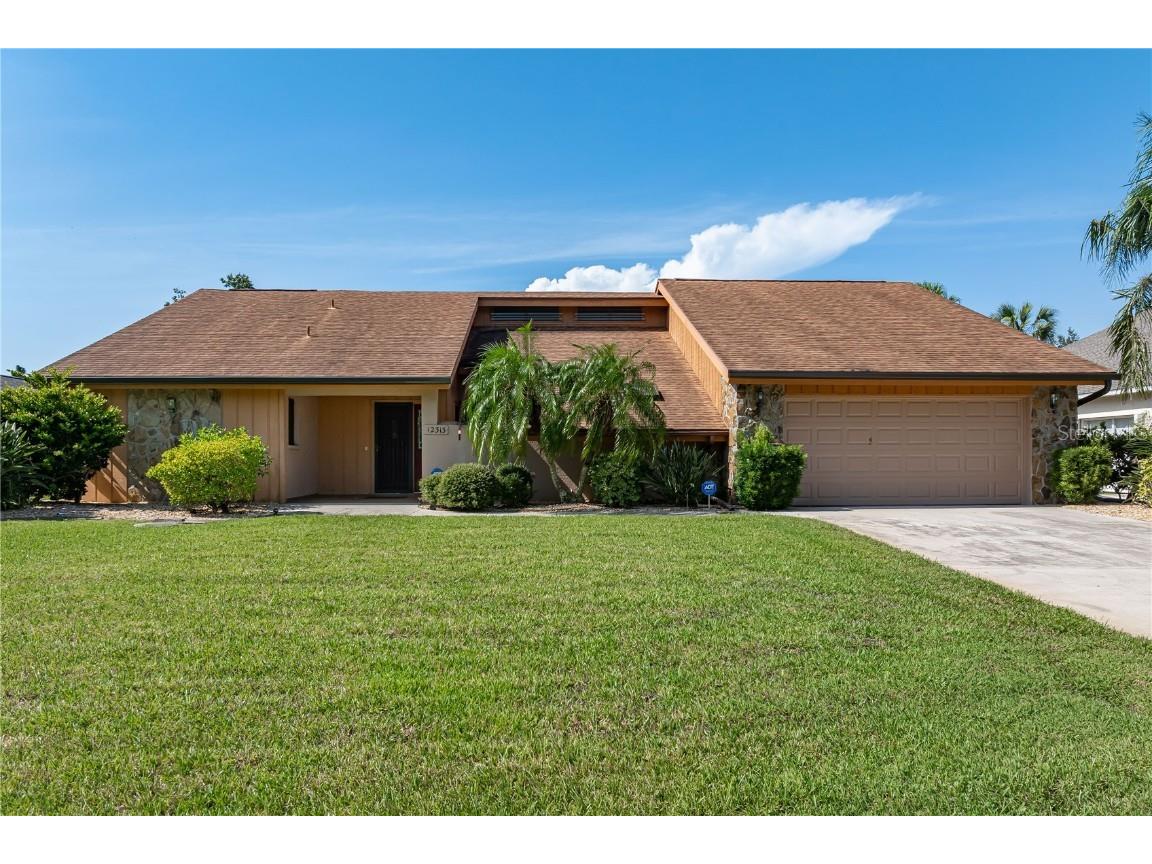 12313 SW Kingsway Circle, Lake Suzy, FL, 34269 | MLS: C7512768 | Edina ...