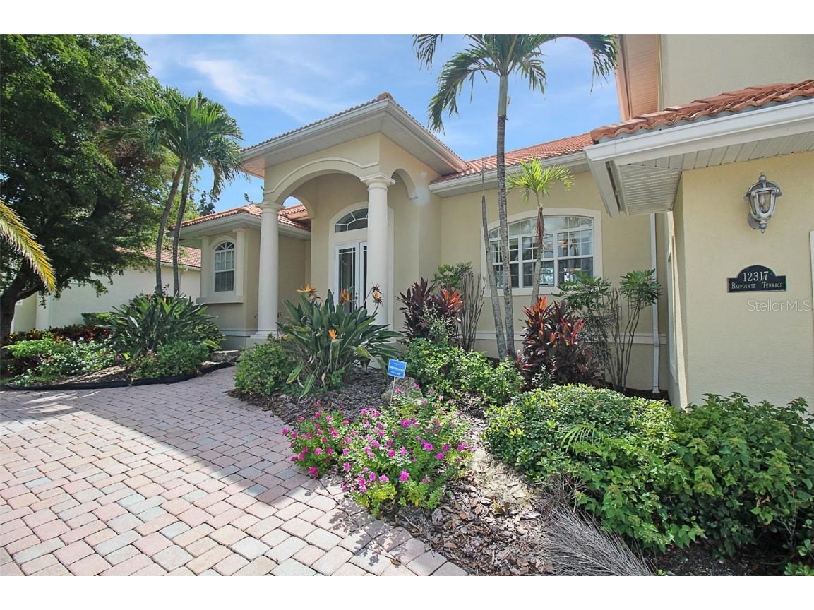 12317 Baypointe Terrace, Cortez, FL, 34215 | MLS: A4667194 | Edina Realty