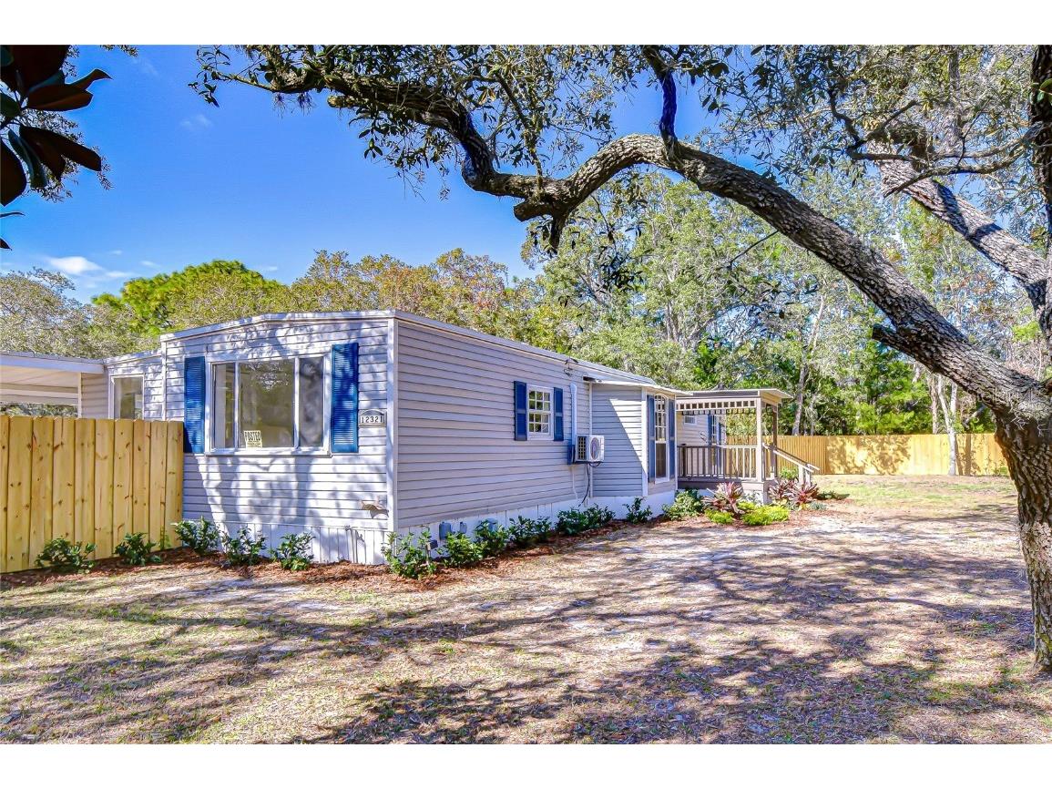 12321 Kingdom Way, Hudson, FL, 34667 | MLS: TB8448741 | Edina Realty