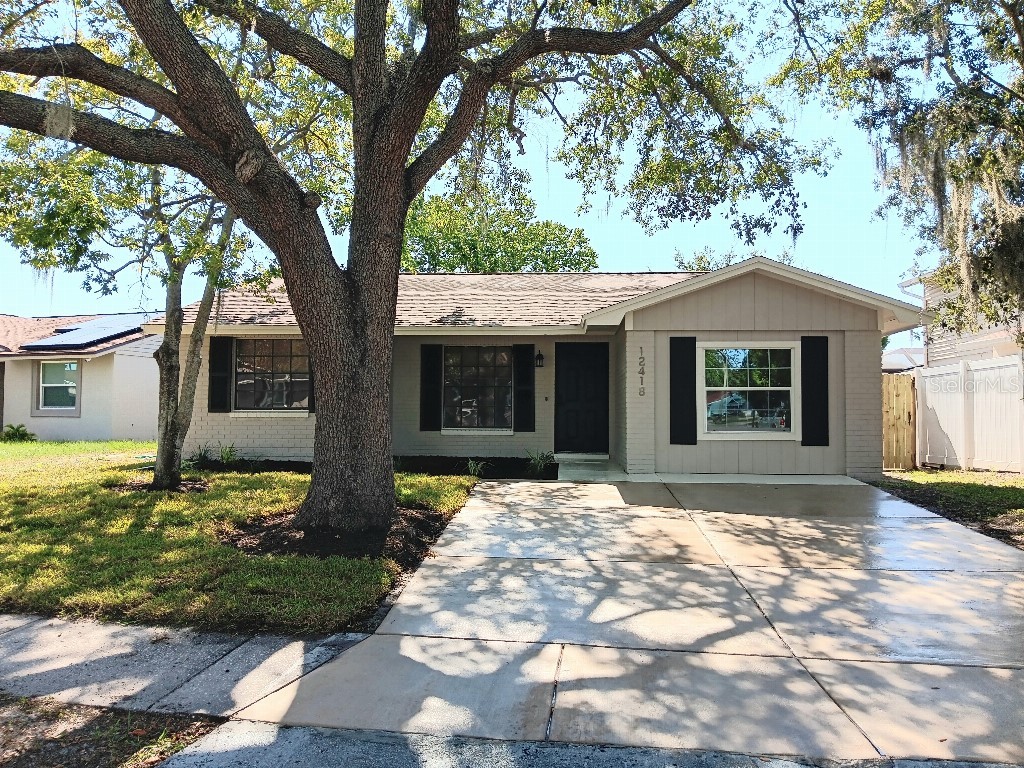 12418 Queensland Lane, Tampa, FL, 33625 | MLS: T3460844 | Edina Realty