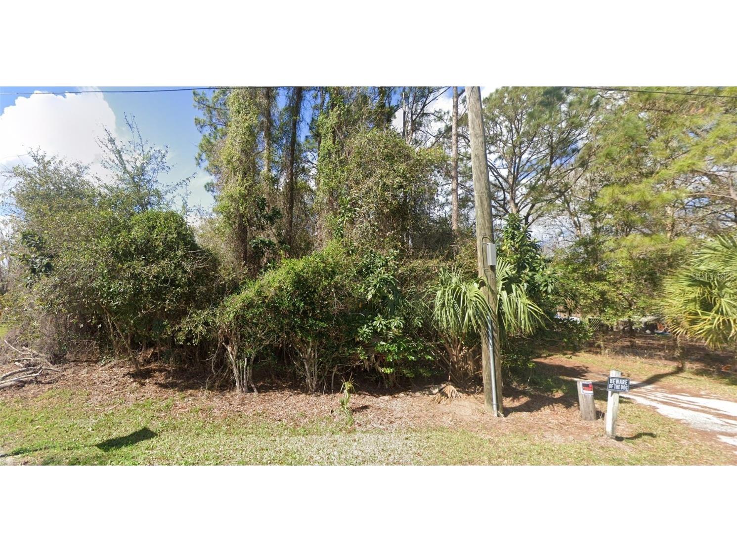 126 Beacon Light Road, Oak Hill, FL, 32759 | MLS: A4646739 | Edina Realty