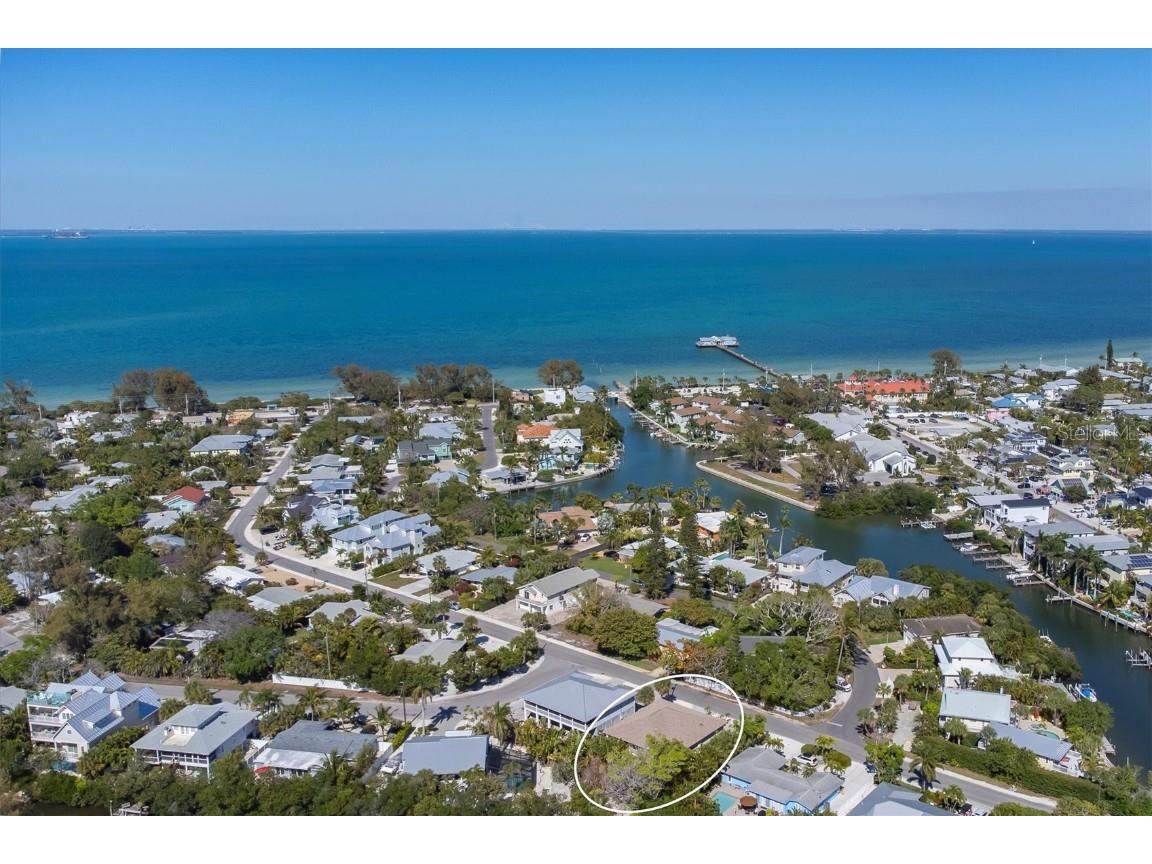 127 Crescent Drive, Anna Maria, FL, 34216 | MLS: A4604113 | Edina Realty