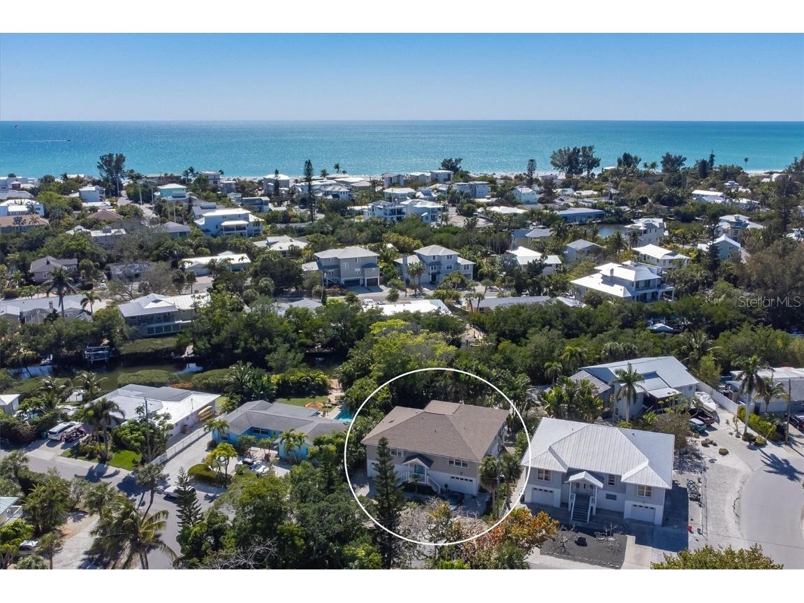 127 Crescent Drive, Anna Maria, FL, 34216 | MLS: A4604113 | Edina Realty