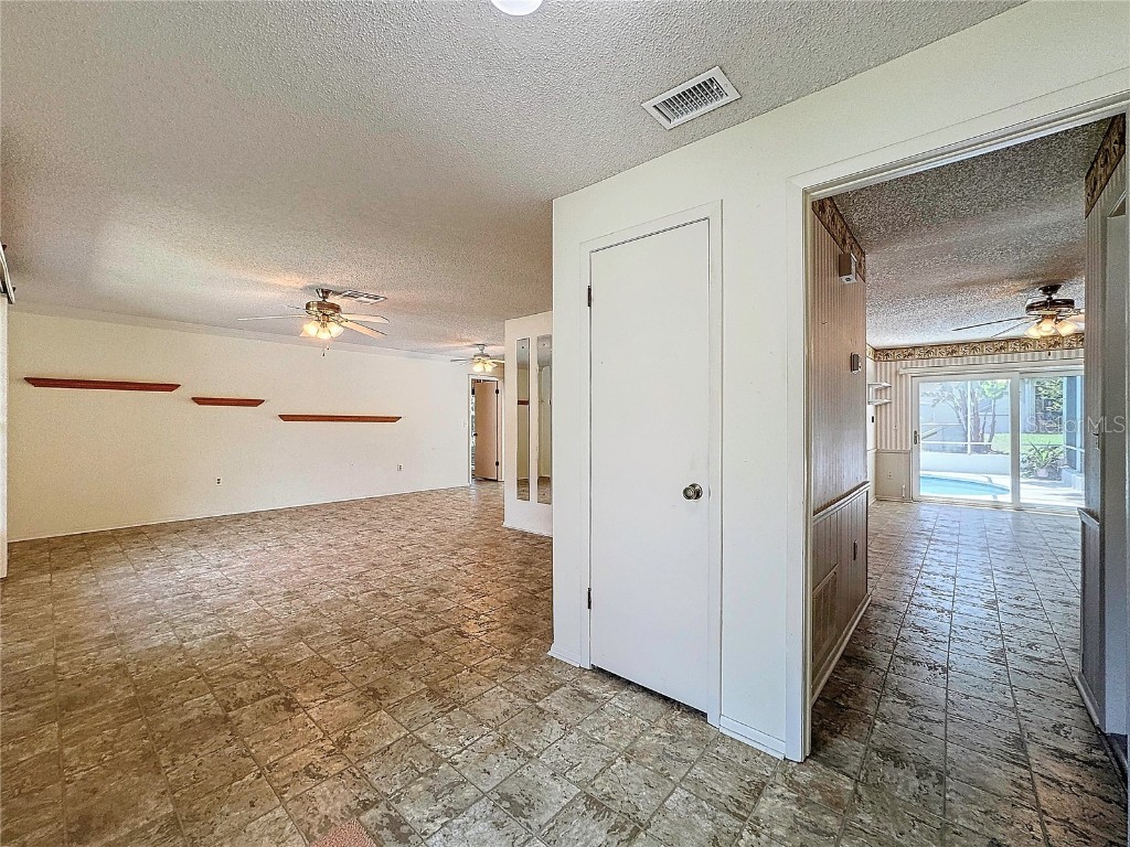 13003 Willoughby Lane, Hudson, FL, 34667 | MLS: W7866067 | Edina Realty