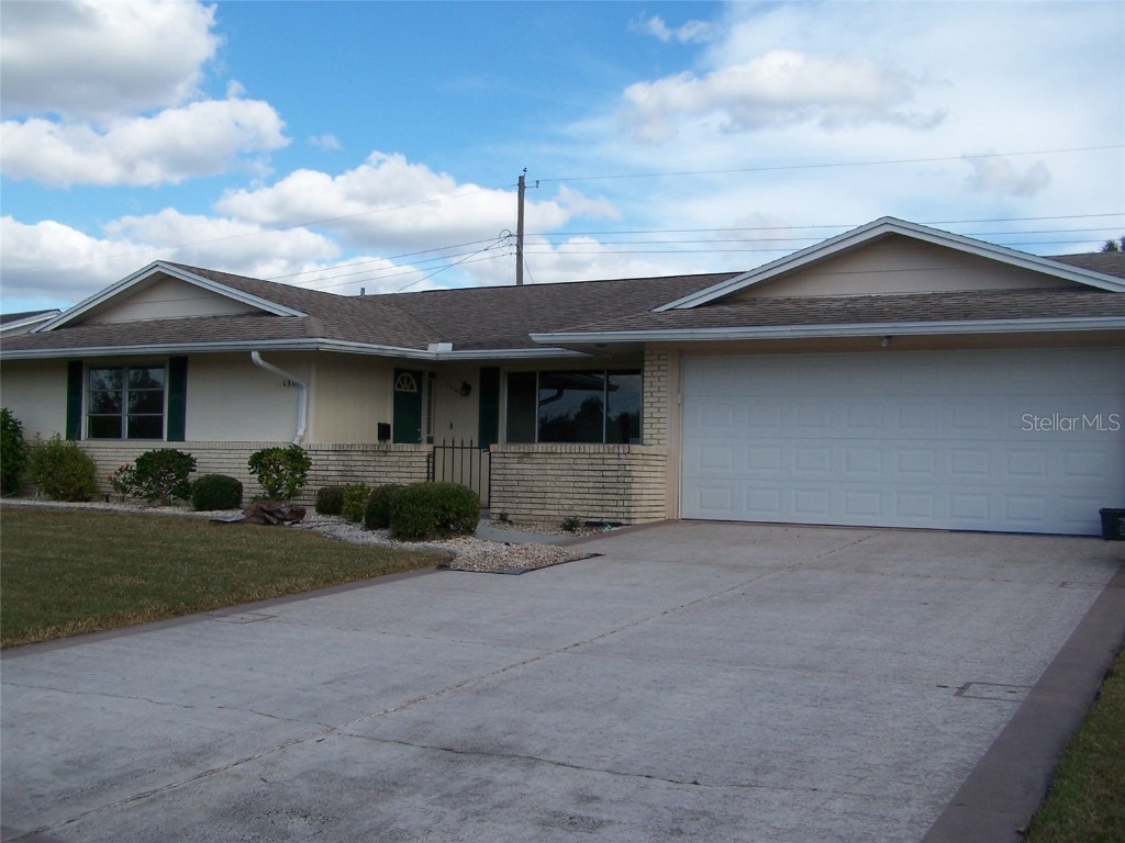 1301 Hacienda Drive, Sun City Center, FL, 33573 | MLS: T3409815 | Edina ...