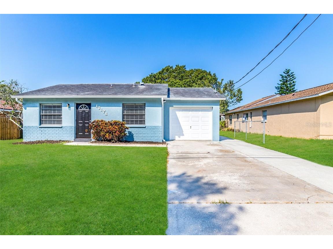 13174 Madison Avenue, Largo, FL, 33773 | MLS: O6023391 | Edina Realty