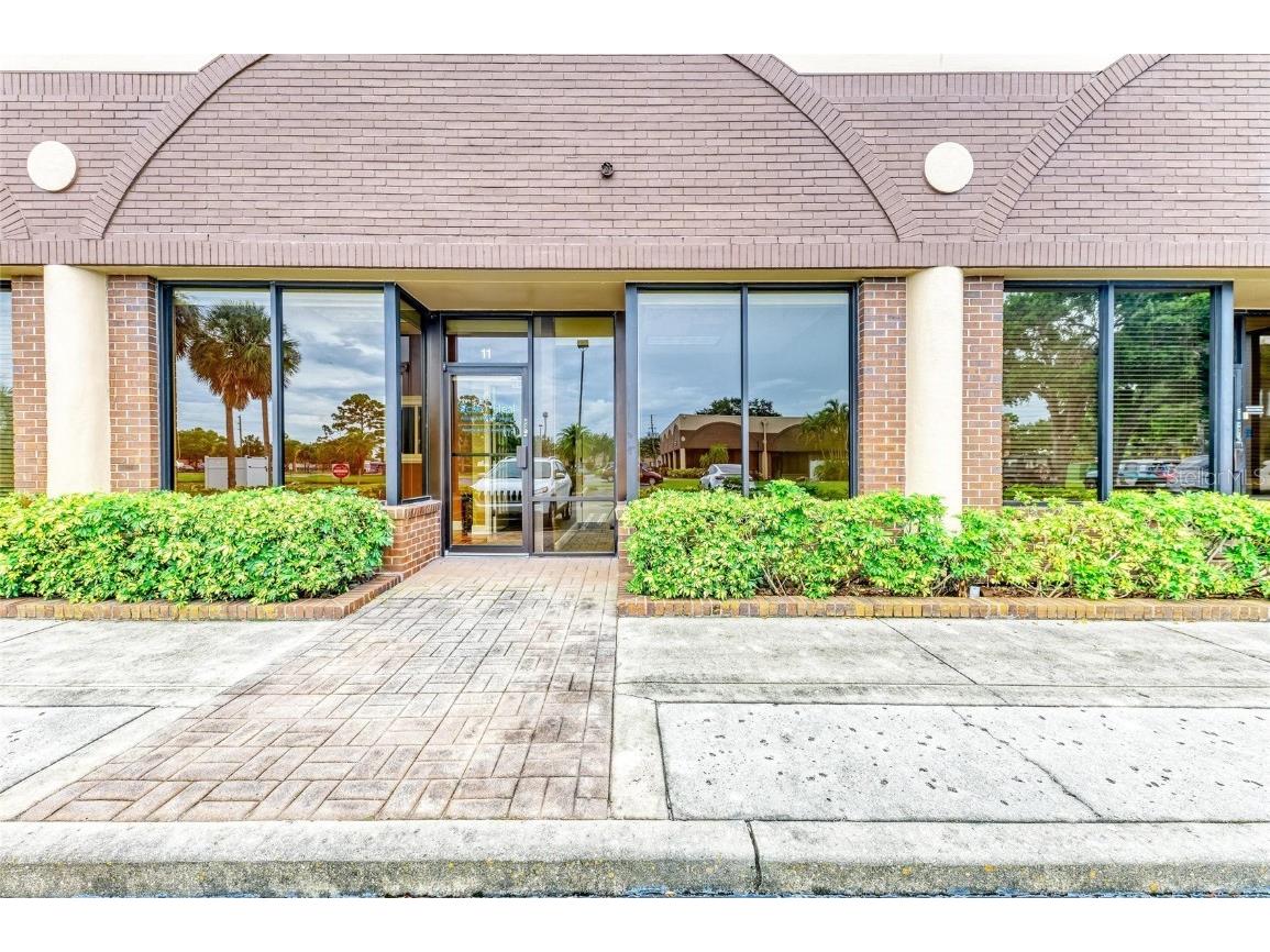 13191 Starkey Road #11, Largo, FL, 33773 | MLS: A4658895 | Edina Realty