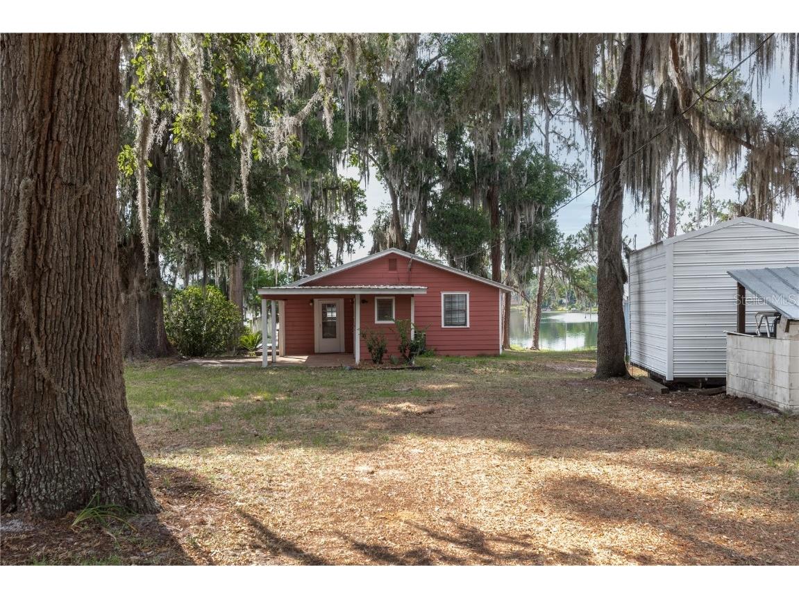 132 Lake Shore Terrace, Interlachen, FL, 32148 | MLS: GC523026 | Edina ...