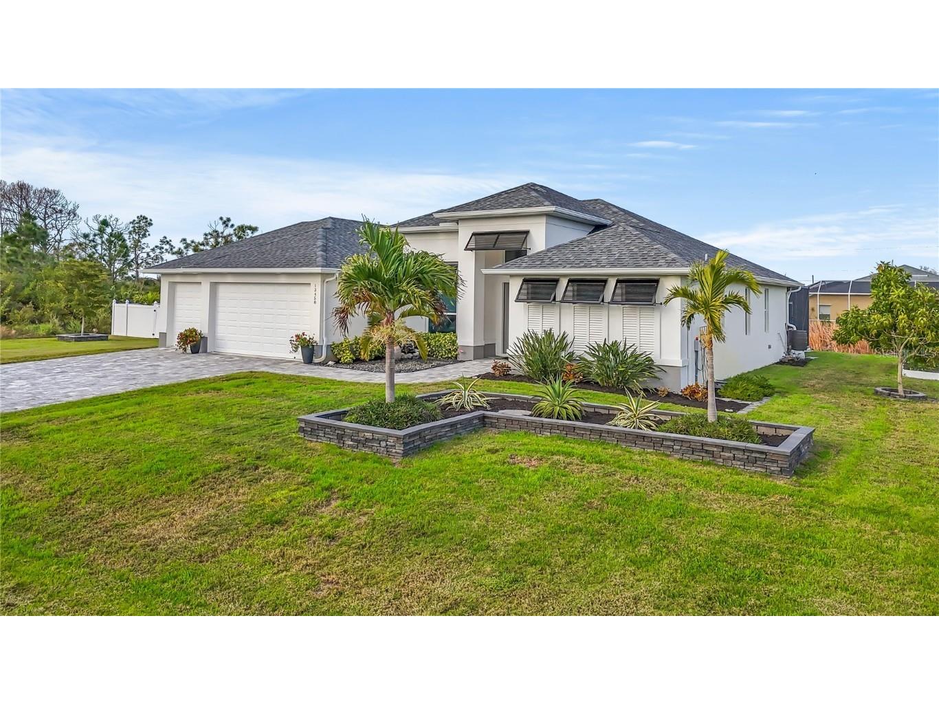 13458 Yager Lane, Port Charlotte, FL, 33981 | MLS: D6134862 | Edina Realty