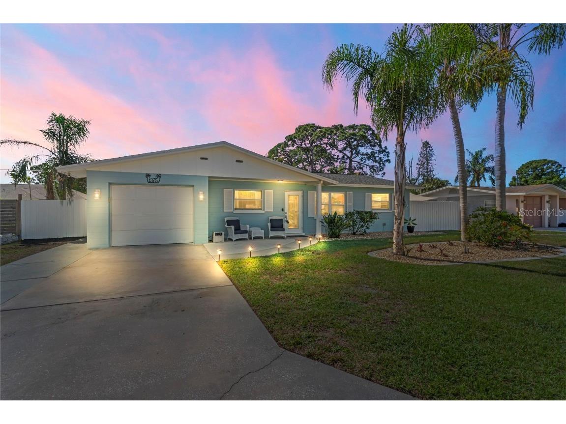 1375 Horizon Road, Venice, FL, 34293 | MLS: T3513414 | Edina Realty