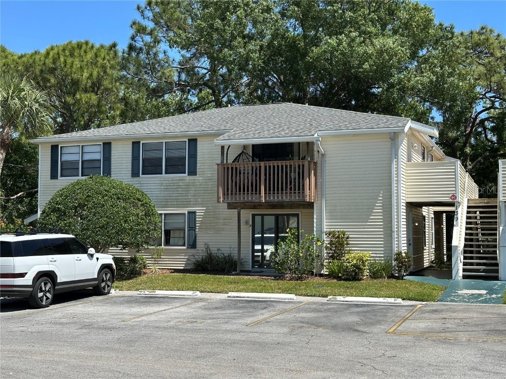 139 Hunter Lake Drive #E, Oldsmar, FL, 34677 | MLS: TB8374454 | Edina ...