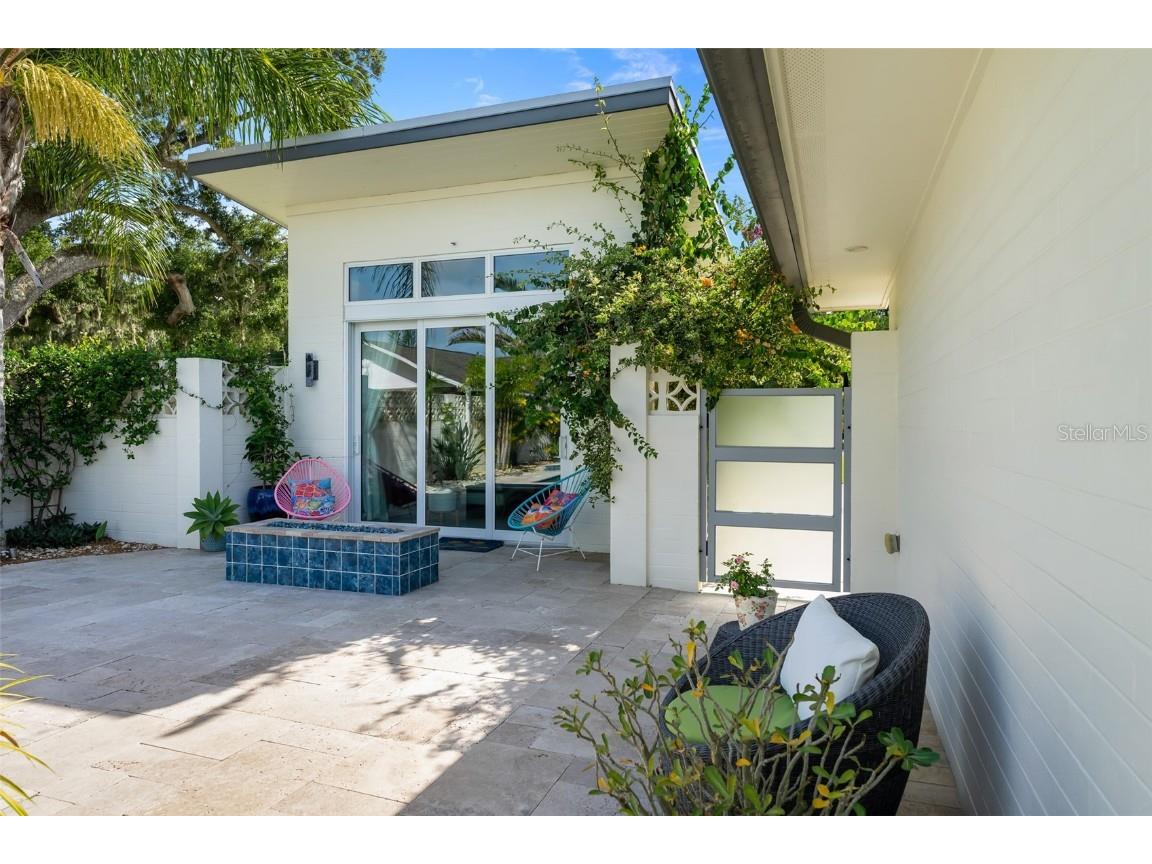 1402 S Riverside Drive, New Smyrna Beach, FL, 32168 | MLS: NS1081922 ...