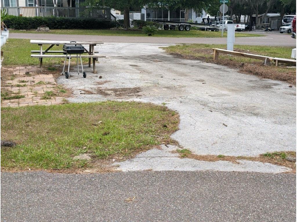 14110 NE 252nd Terrace Road, Fort Mc Coy, FL, 32134 | MLS: OM677701 ...