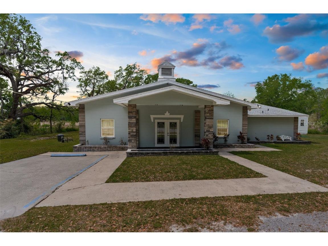 14231 Old Mission Road, Dade City, FL, 33525 | MLS: W7873598 | Edina Realty