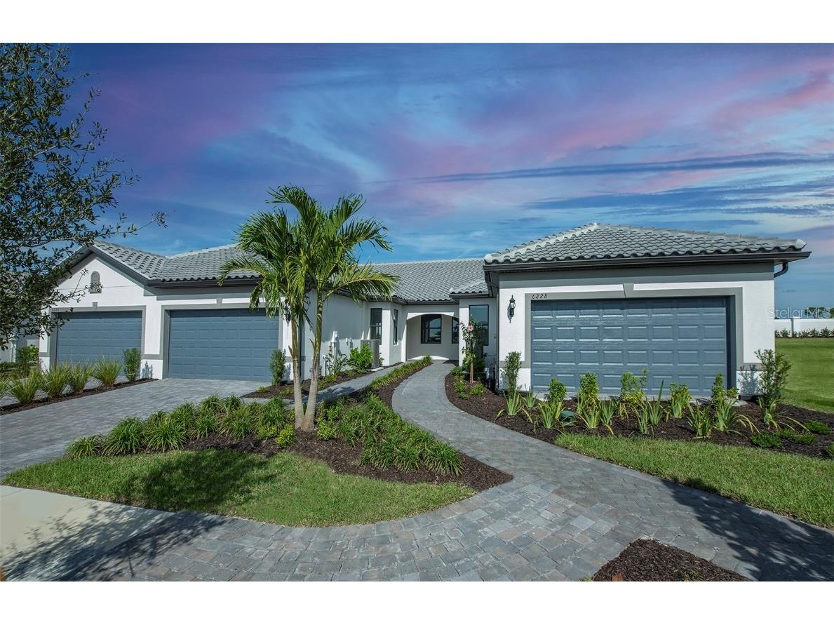 14256 Eagle Branch Drive, Nokomis, FL, 34275 | MLS: TB8374266 | Edina ...