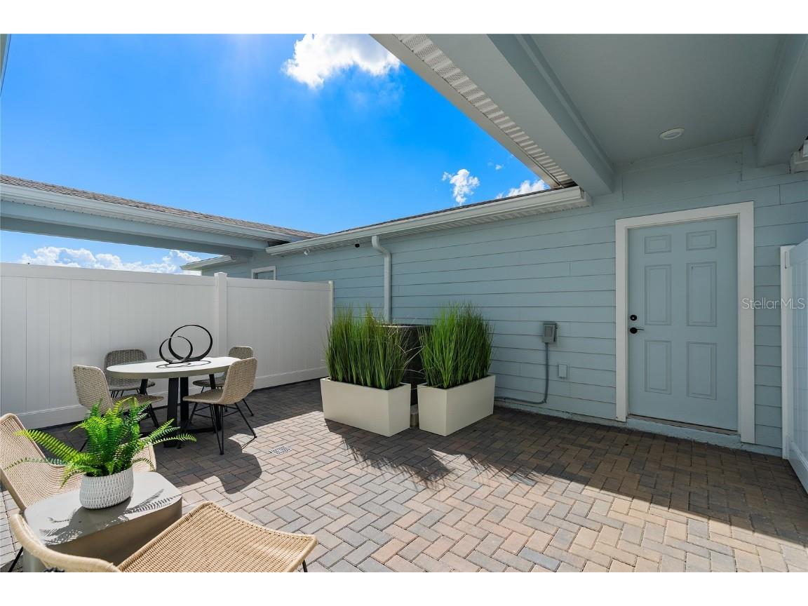 14265 Lanikai Beach Drive, Orlando, FL, 32827 | MLS: O6189096 | Edina ...