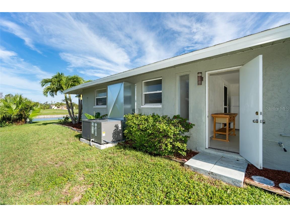 145 Rotonda Circle, Rotonda West, FL, 33947 | MLS: C7494705 | Edina Realty