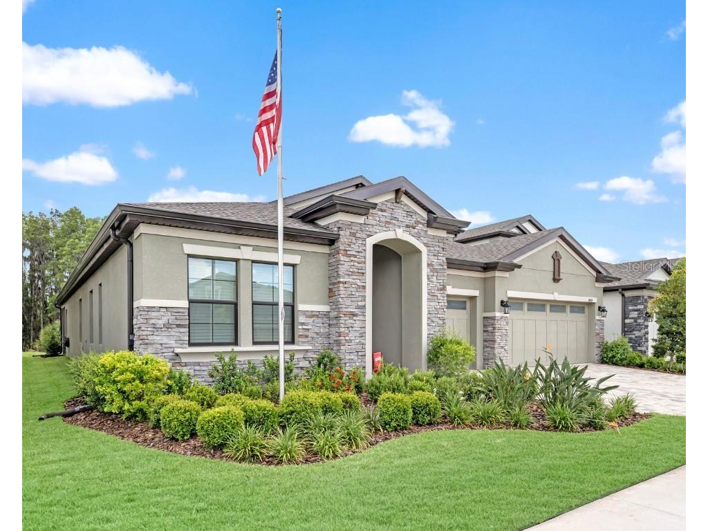 14519 Woodland Spur Drive, Lithia, FL, 33547 | MLS: T3532515 | Edina Realty