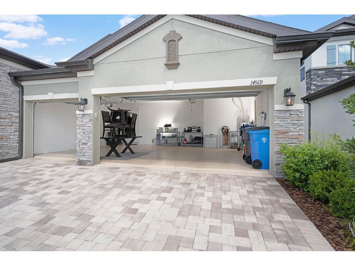 14519 Woodland Spur Drive, Lithia, FL, 33547 | MLS: T3532515 | Edina Realty