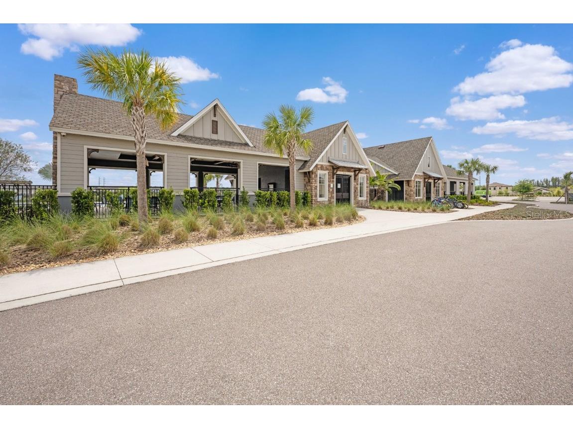 14519 Woodland Spur Drive, Lithia, FL, 33547 | MLS: T3532515 | Edina Realty