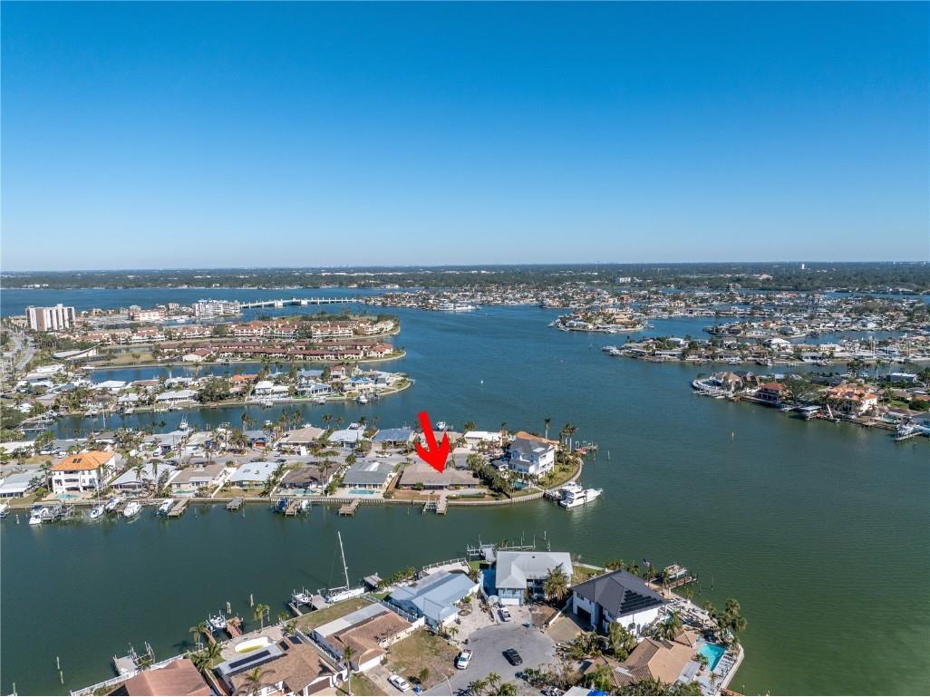 15 Marina Terrace, Treasure Island, FL, 33706 | MLS: TB8326965 | Edina ...