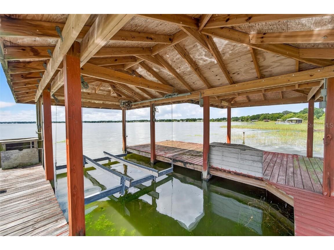 1525 N Lake Howard Drive, Winter Haven, FL, 33881 | MLS: C7514601 ...