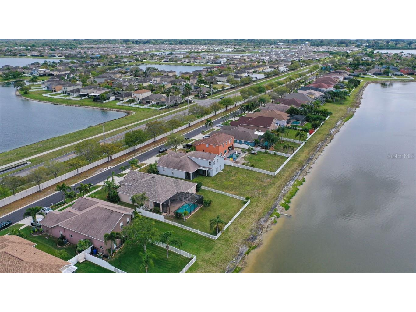 1548 Mira Lago Circle, Ruskin, FL, 33570 | MLS: T3506887 | Edina Realty