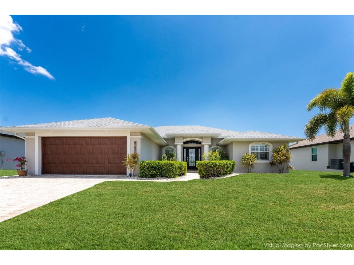 15738 Applewhite Circle, Port Charlotte, FL, 33981 | MLS: D6136665 ...