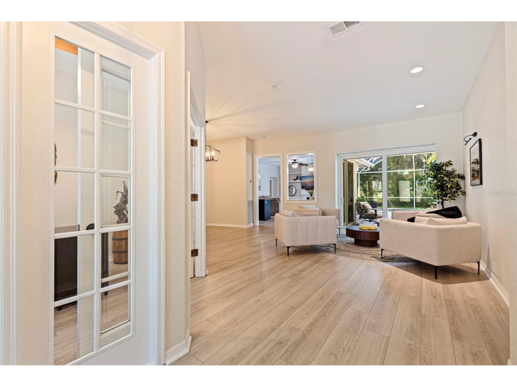 15932 Ellsworth Drive, Tampa, FL, 33647 | MLS: TB8511680 | Edina Realty