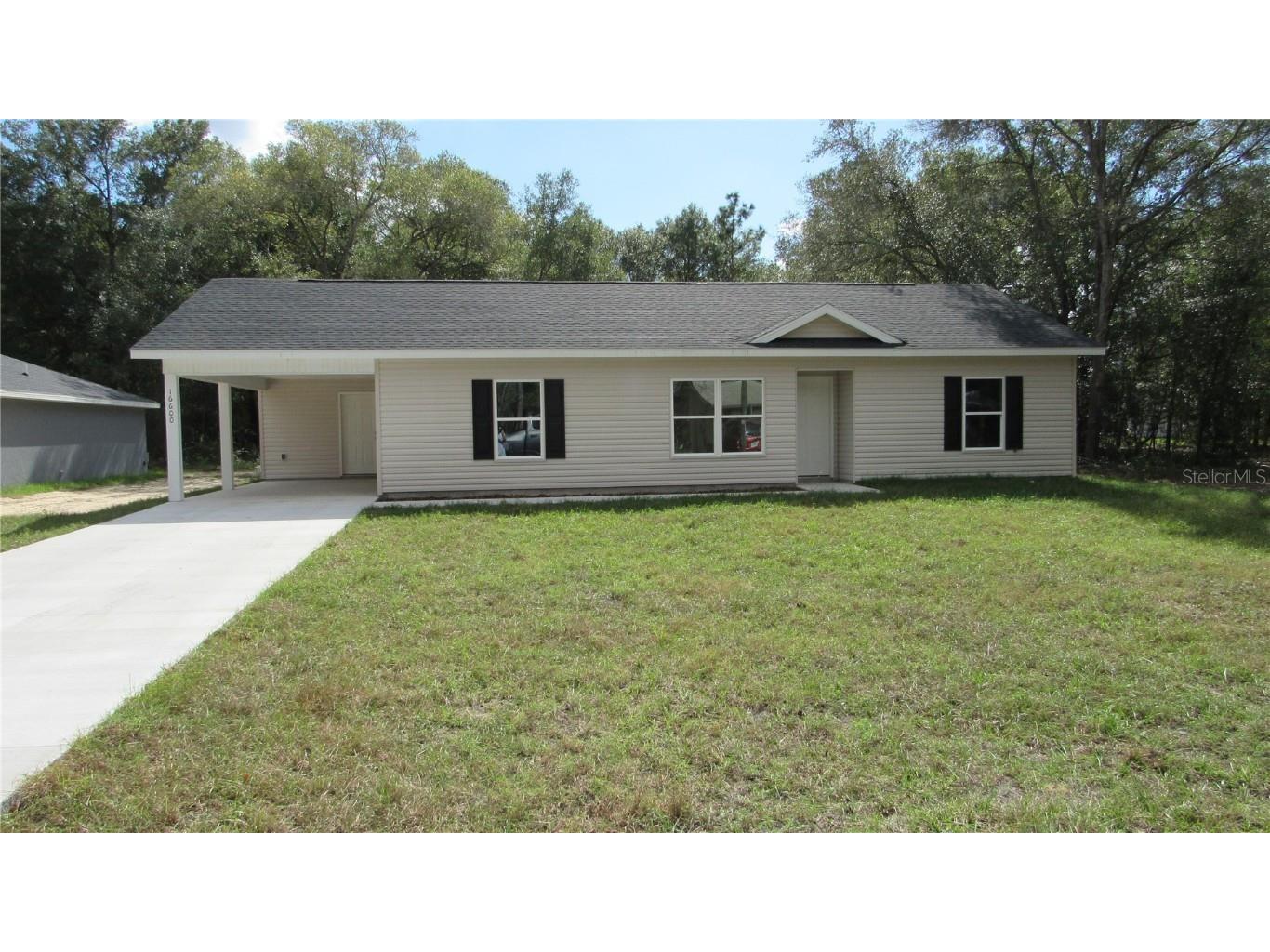 16565 SE 62nd Street, Ocklawaha, FL, 32179 | MLS: OM663579 | Edina Realty