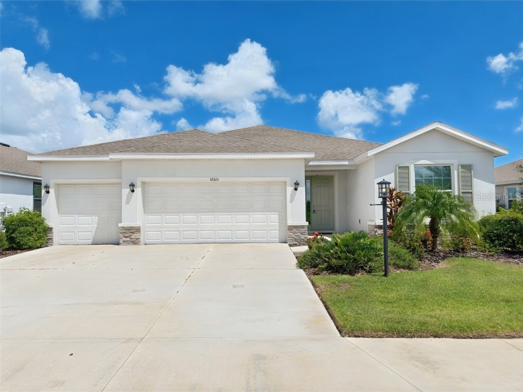 16615 Barnwood Place, Lakewood Ranch, FL, 34211 | MLS: A4616320 | Edina ...