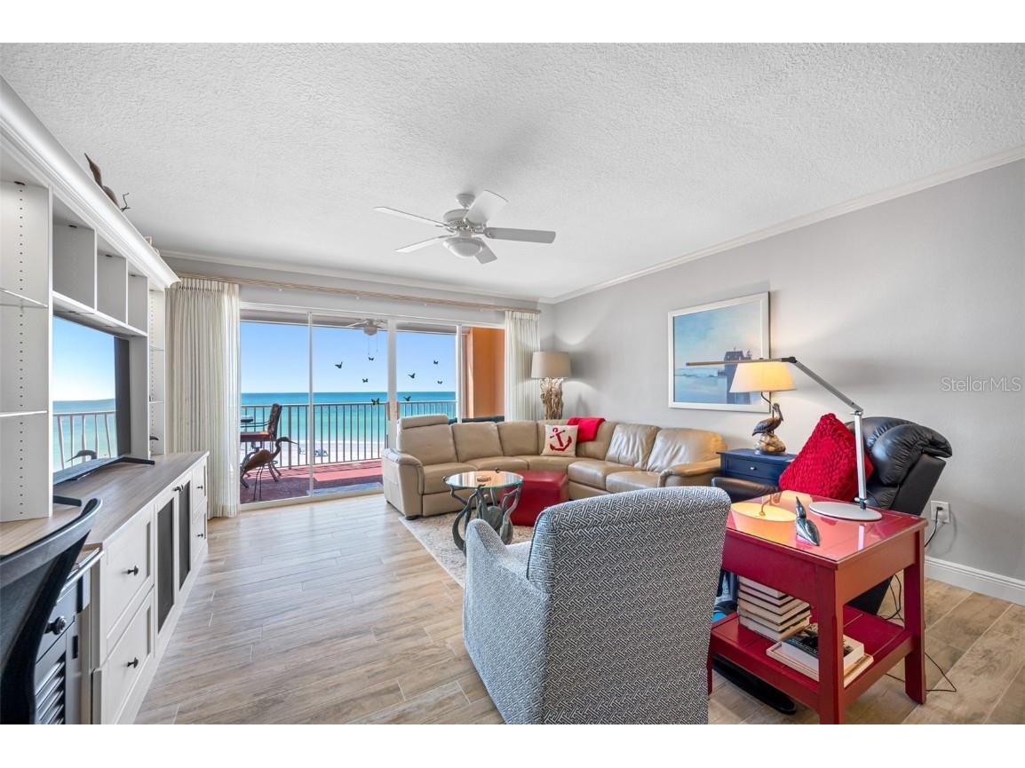 16700 Gulf Boulevard #325, North Redington Beach, FL, 33708 | MLS ...