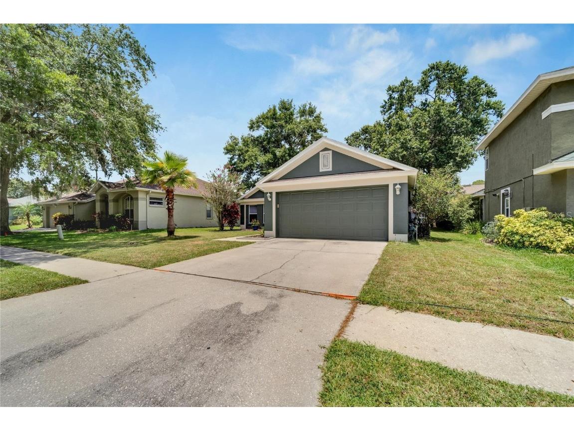 16840 Harrierridge Place, Lithia, FL, 33547 | MLS: A4613168 | Edina Realty