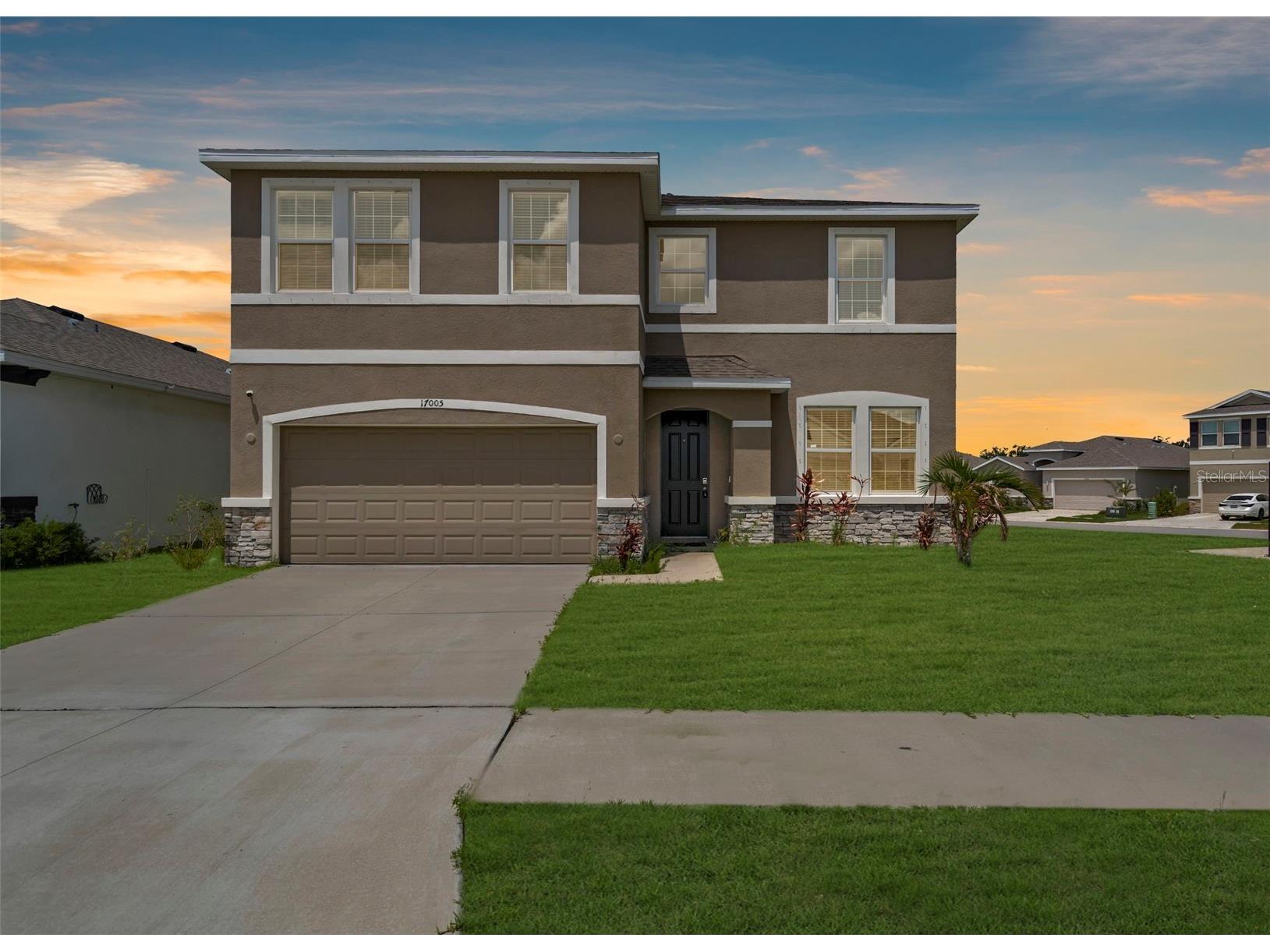 17005 Avon Dive Lane, Wimauma, FL, 33598 | MLS: TB8394107 | Edina Realty