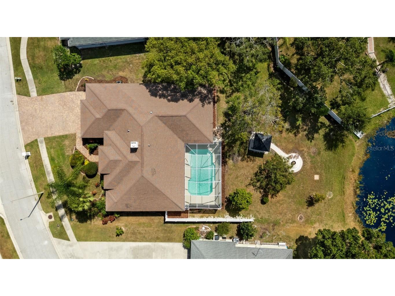 17104 Tiffany Lake Place, Lutz, FL, 33549 | MLS: TB8430195 | Edina Realty