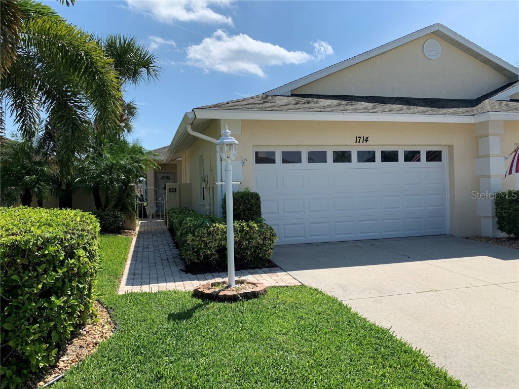 1714 Fountain View Circle, Venice, FL, 34292 | MLS: A4648233 | Edina Realty