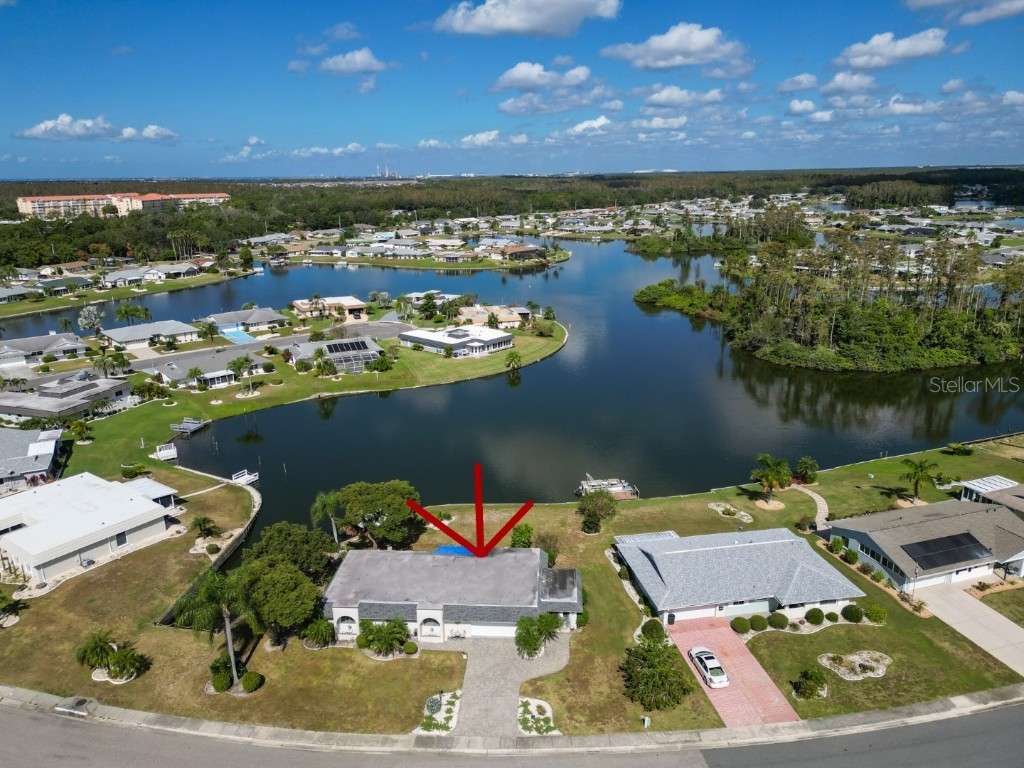 1717 Danbury Drive, Sun City Center, FL, 33573 | MLS: T3411315 | Edina ...