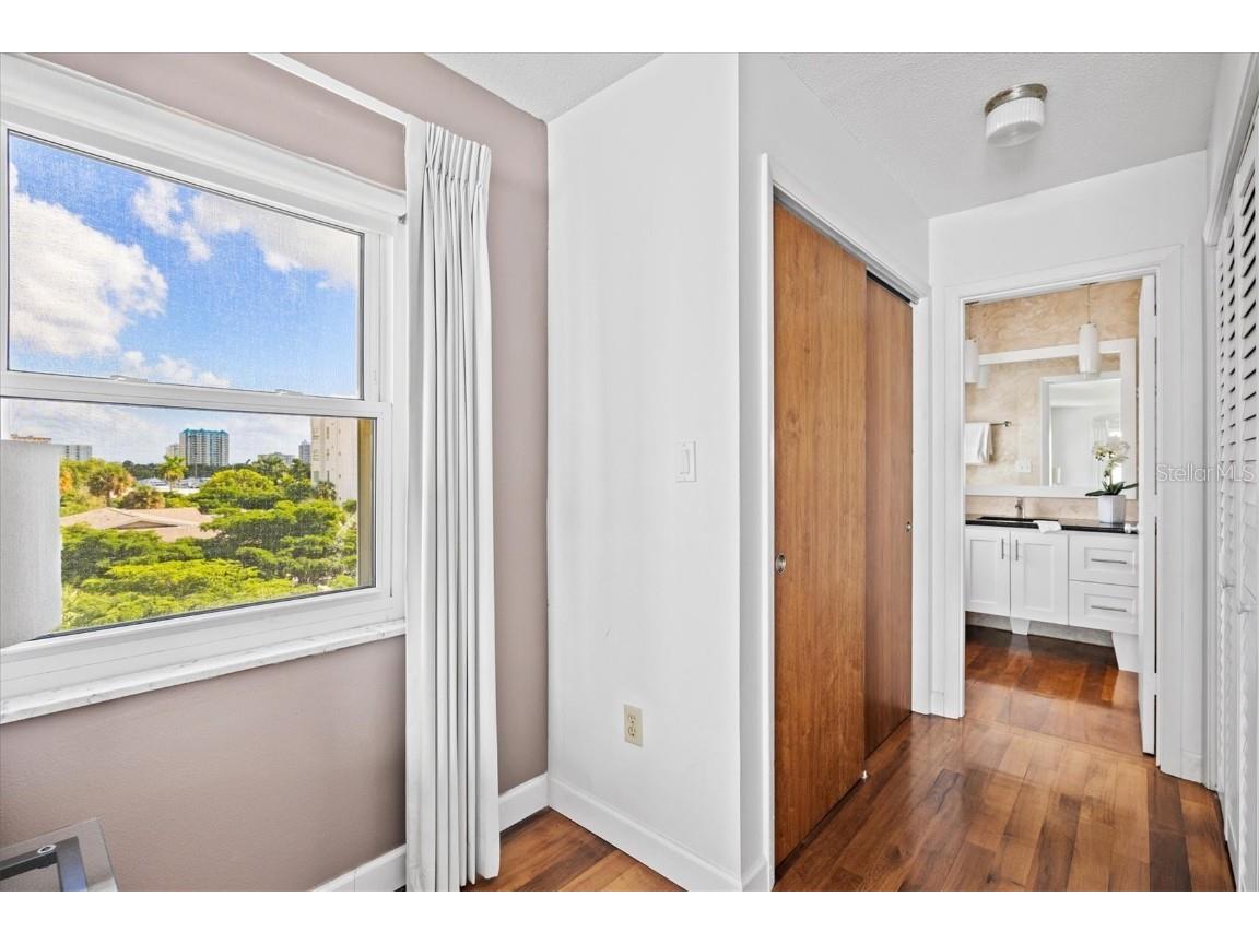 174 Golden Gate Point #43, Sarasota, FL, 34236 | MLS: A4593753 | Edina ...