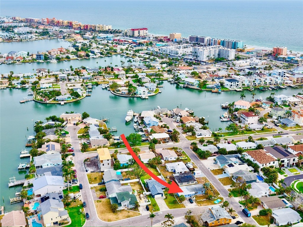 17595 1st Street E, Redington Shores, FL, 33708 | MLS: TB8430449 ...