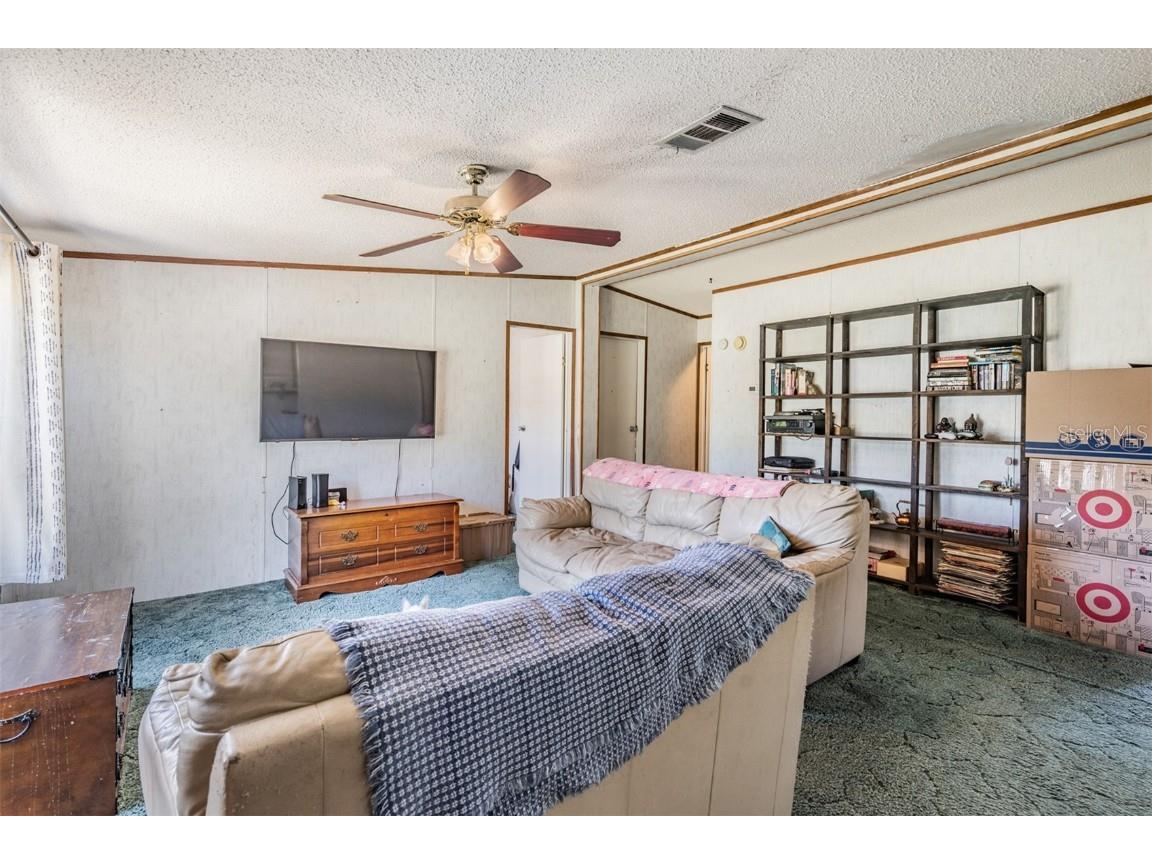 17730 Hickory Tree Court, Lutz, FL, 33558 | MLS: T3519426 | Edina Realty