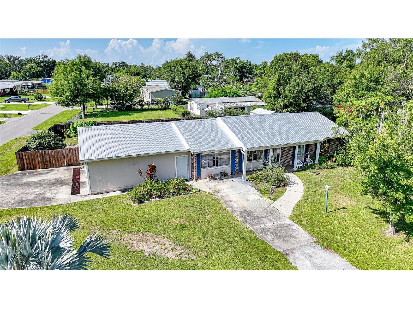 1797 SE Hargrave Street, Arcadia, FL, 34266 | MLS: C7512669 | Edina Realty