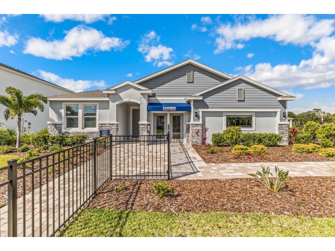 18308 Fattoria Terrace, Bradenton, FL, 34211 | MLS: T3528832 | Edina Realty